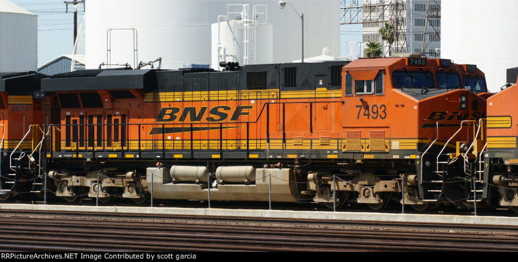 BNSF 7493